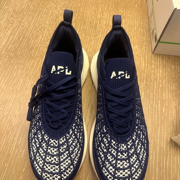 APL | Shoes | Brand New Apl Midnight Blue And White Knit Techloom ...